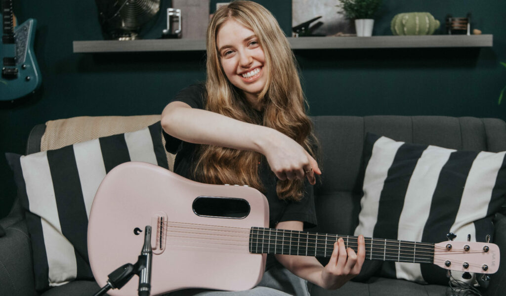 Major vs Minor - Can You Tell The Difference? - Guitareo Riff