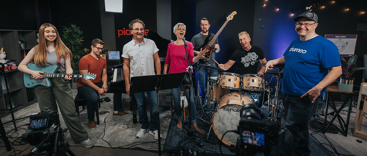 7 Reasons to Become a Multi-Instrumentalist | Pianote