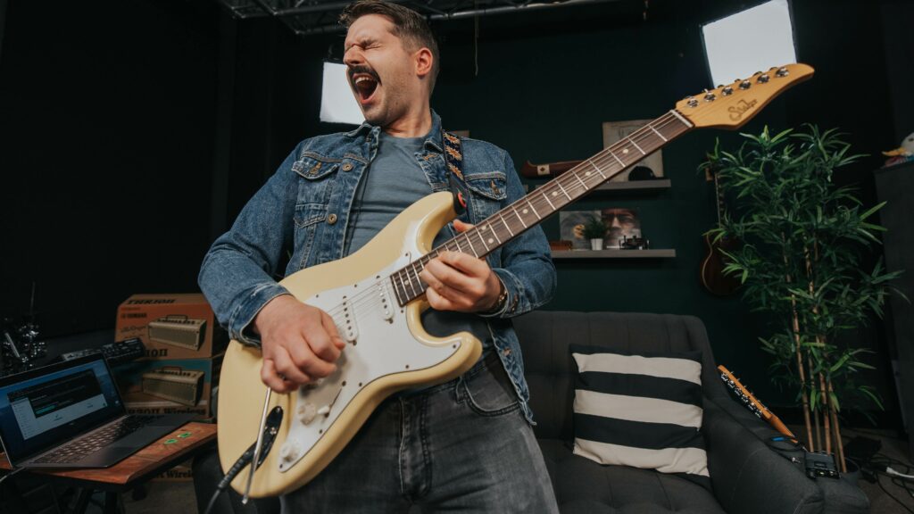 The Secrets To Shredding - Guitareo Riff