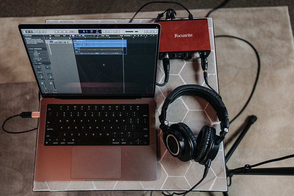 How To Record Your Voice (The Easy Way) - The Chorus